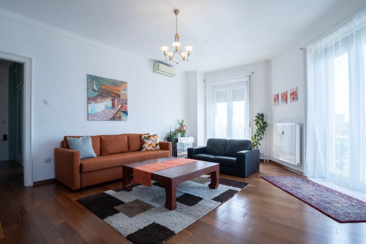 Aurelia Suite – Spacious W/ Ac & Danube View - Budapest