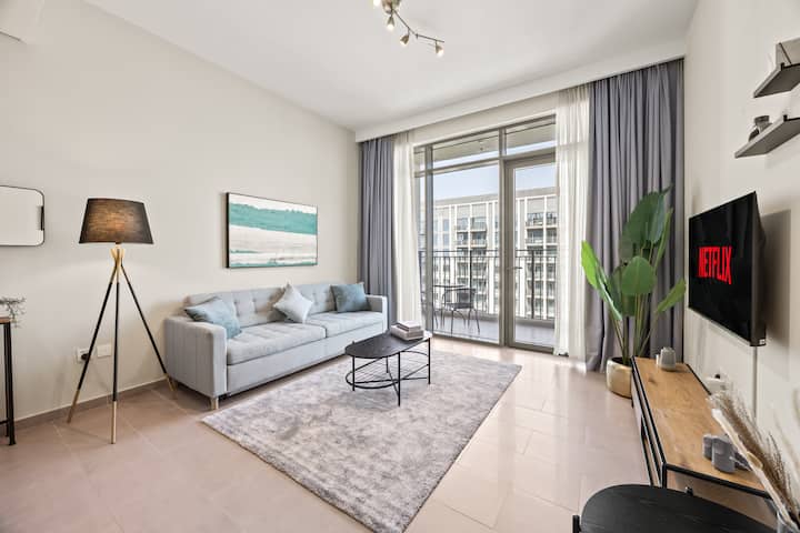 Modern 1br | Dubai Hills • Balcony, Pool & Parking - United Arab Emirates