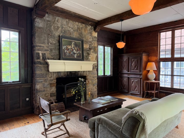 Quiet Retreat On Five Acres W/views - The Berkshires, MA