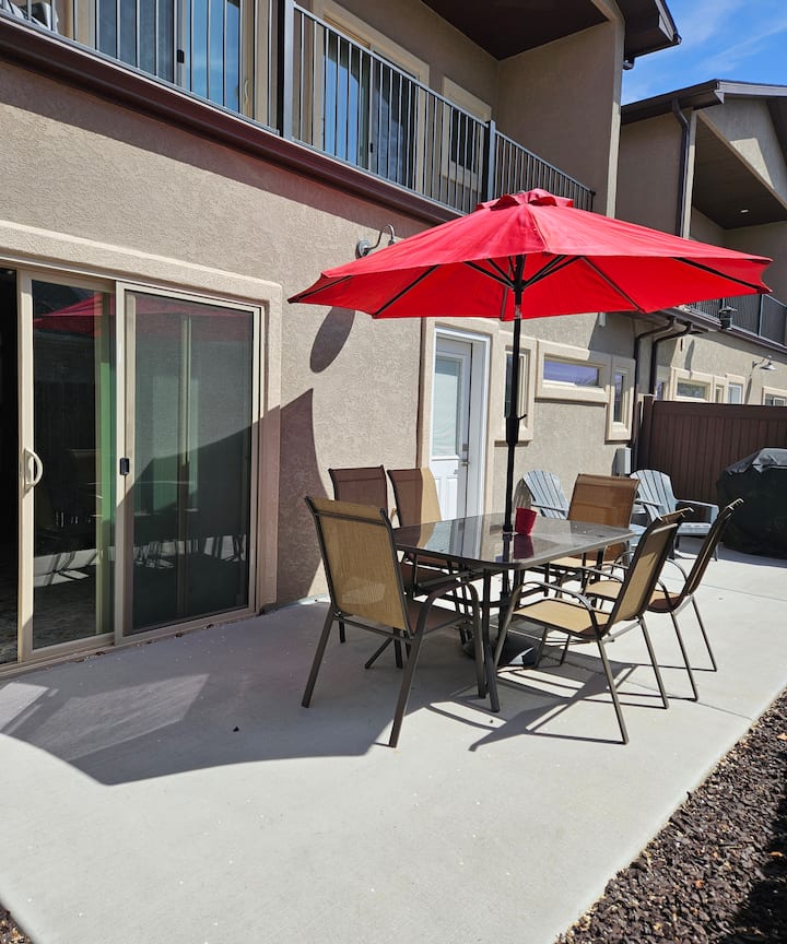New! King Bed,pet-friendly,wifi,workspace,smart Tv - Grand Junction, CO