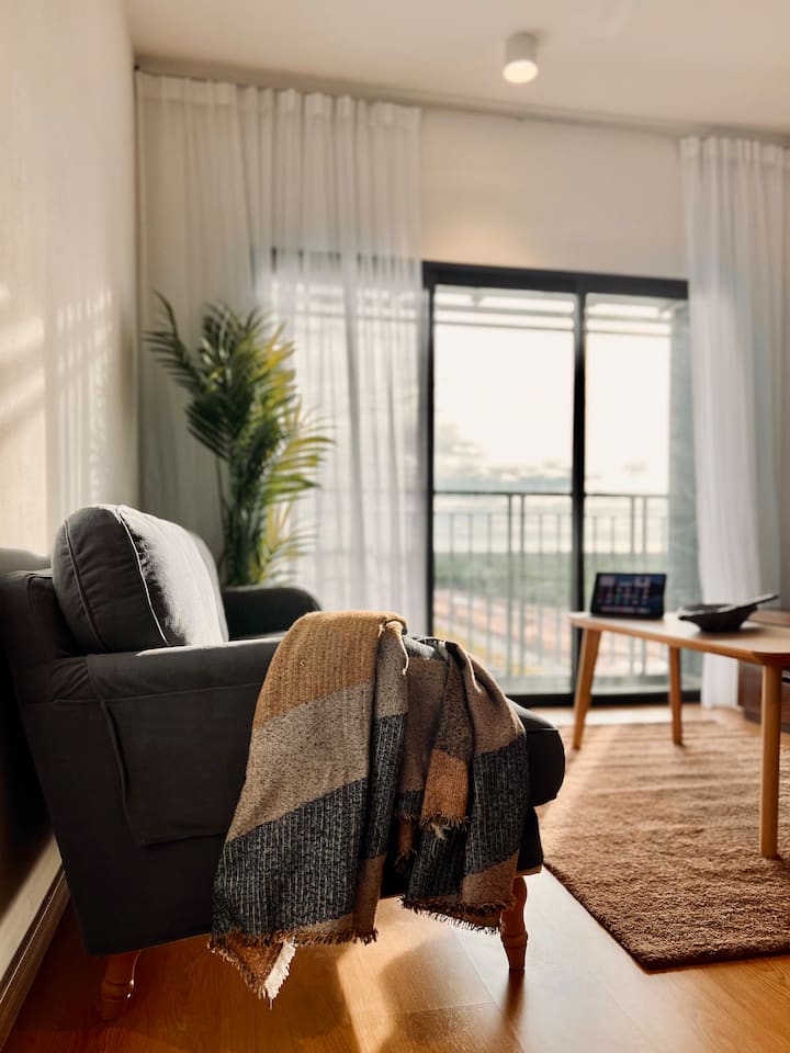 5- B1215 Prunus 1br |Maya Bay|wifi Netflix| - Banting