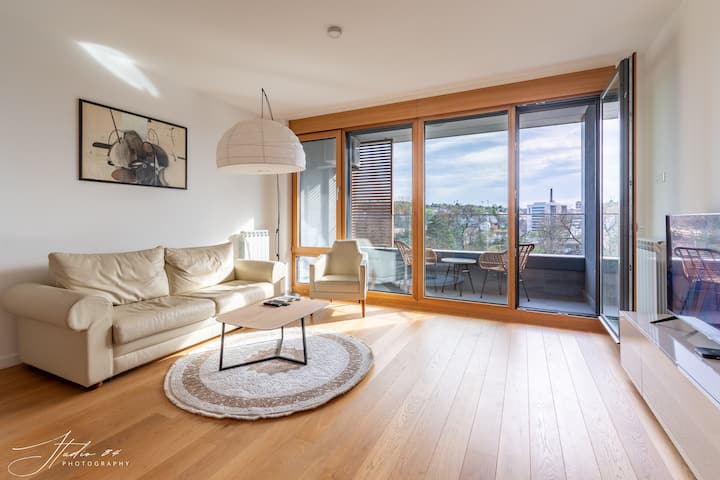 Skyline Lux Apt | Spa Access • Garage • Terrace - Belgrade