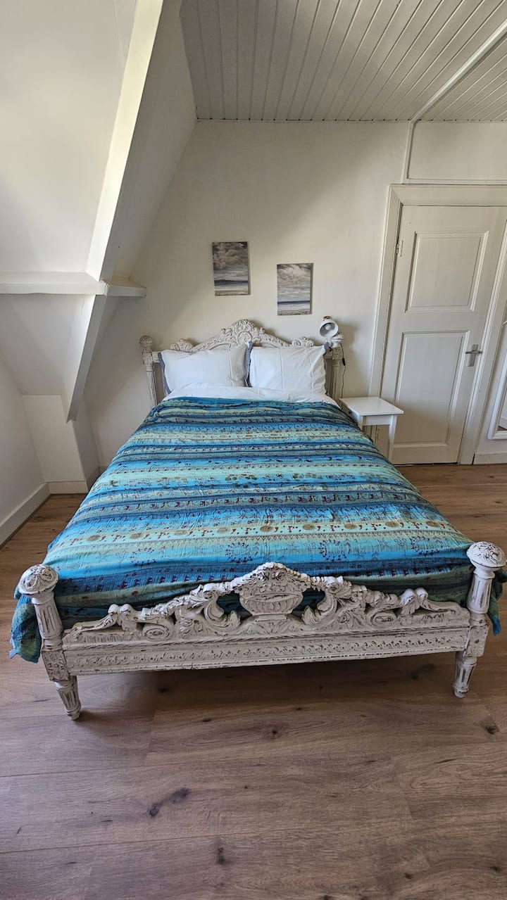 Unique Art Apartment Close To Beach & City Centre - La Haye