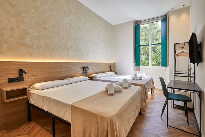 Ella Boqueria Cuádruple Con Baño - Barcelona