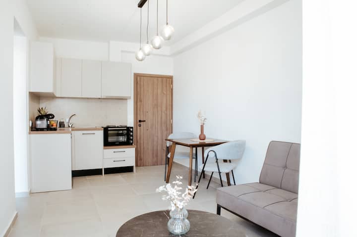 Pnoe Urban Space | Spacious & Modern New Apartment - Ágios Nikolaos