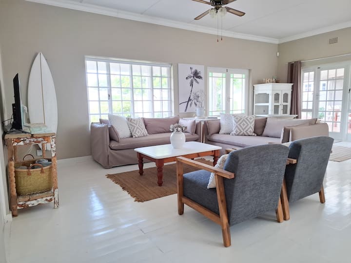 Heaven At Seven, Steps From Main Beach - Kleinmond