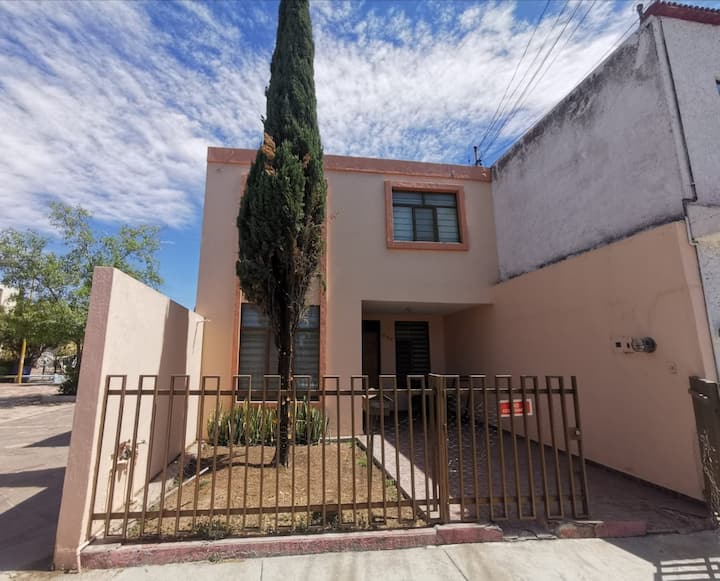 Casa En Renta Fnsm A 10 Min - Aguascalientes