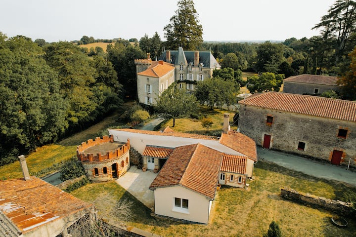 Cottage In Charming Village, With Private Pool - Mervent