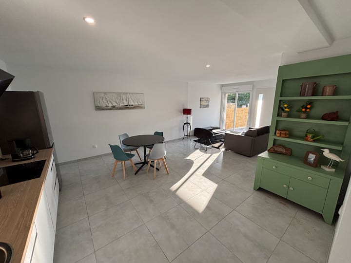 Maison 1 Chambre, 4 Couchages - Médis