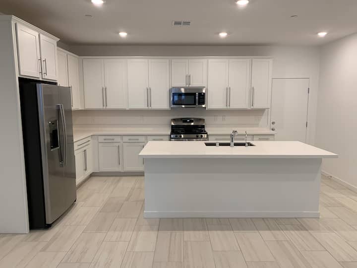 Private Master With Bathroom - Boulder City, NV