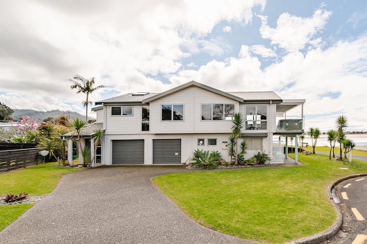 Waterfront Holiday Bliss - Tairua