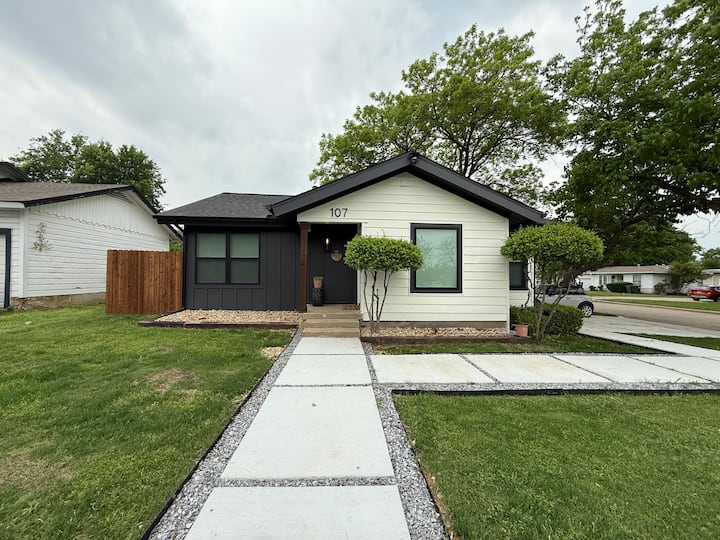 The Bird House - Arlington, TX