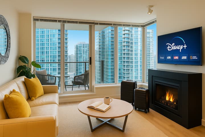 "New" City Views, Pool, Jacuzzi & Top Amenities - North Vancouver