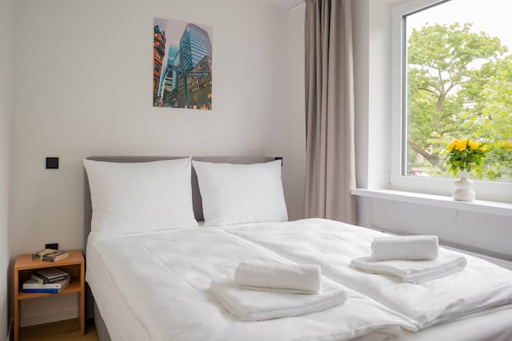 Superior Quintuple Apartment - Frankfurt am Main