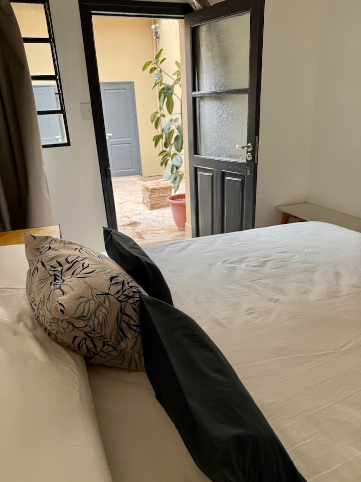 Minimalismo Con Luz Natural. Pet Friendly - Salta