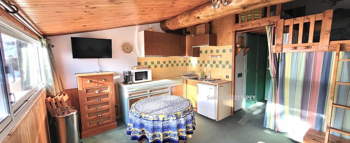 Type : Studio 4/5 Personnes - Seyne