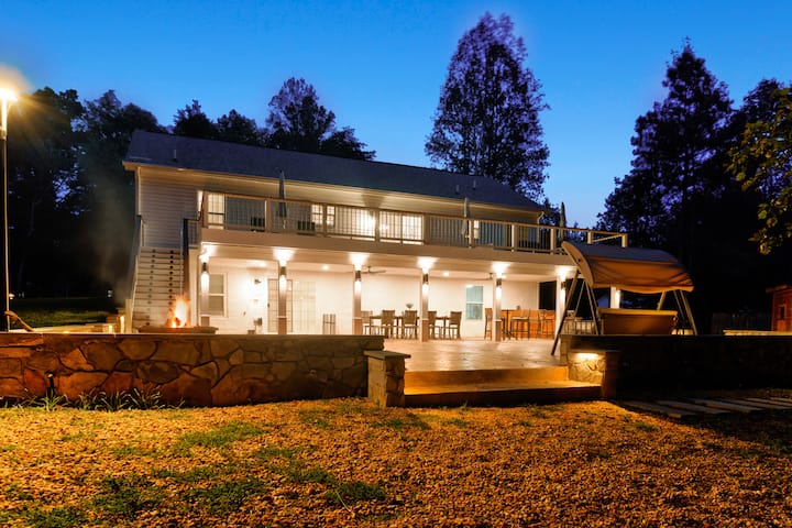 Lake Anna Cabin-sauna, Cold Plunge, Private Trail - Lake Anna, VA