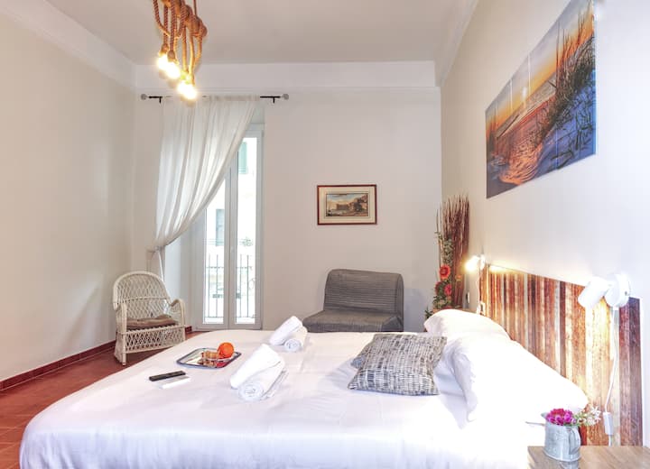 Elegant Holiday Home In The Heart Of Anzio - Anzio