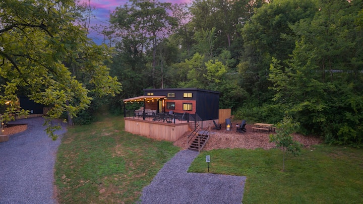 2 Bedroom Tiny Home, Shared Hot Tub/sauna #14 - Huntingdon County