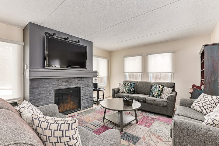 Ground Floor Condo For 8 Steps To Blue Mtn Village - Collingwood