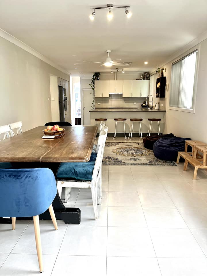 Long Term Rental ‘The Three Palms’ - Newcastle
