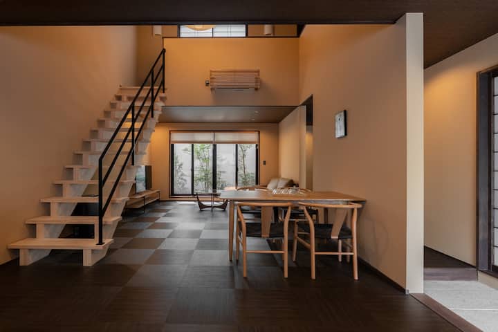 [Tsuruinn]6 Min Hanazonochō |Direct To Namba&umeda - Osaka