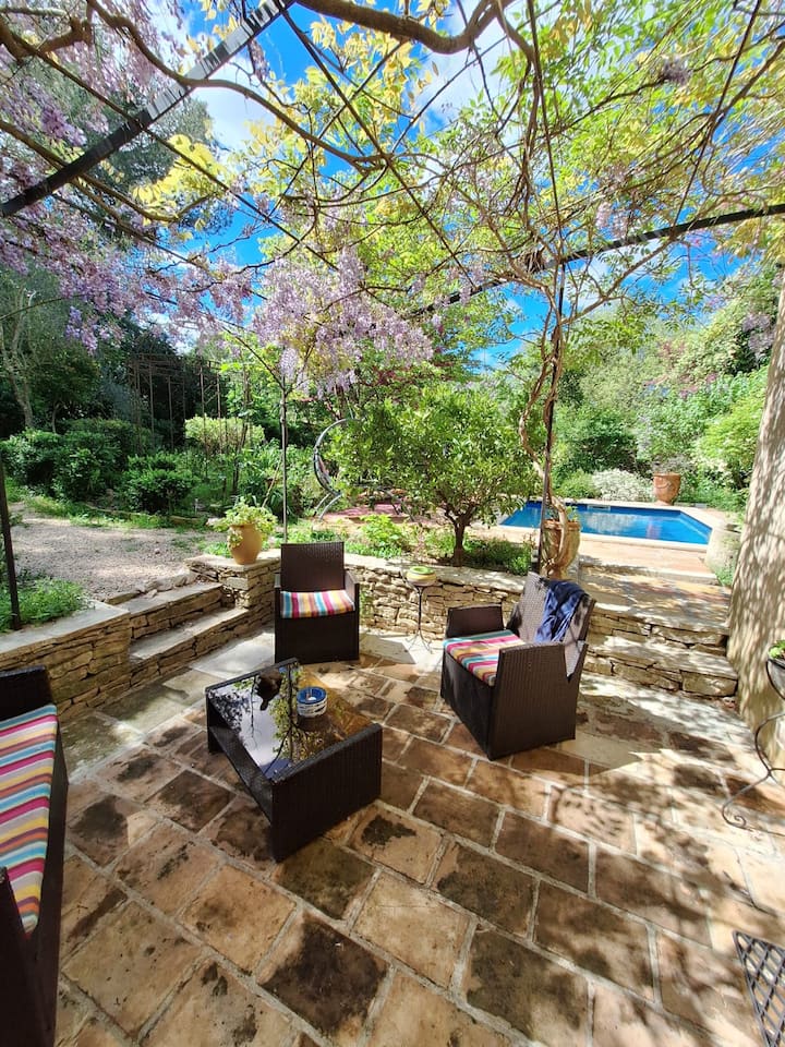 Maison De Caractère Très Calme - Nîmes