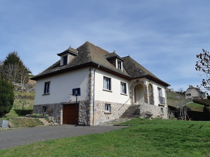 Chambre D'hôte Murat - Petit Déjeuner Inclus - Murat