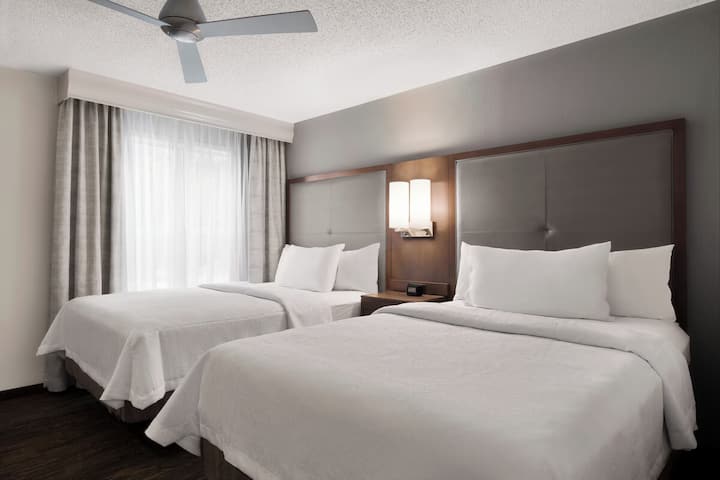 Deluxe Two Double Suite W/breakfast, Pool & Gym - Carrollton, TX