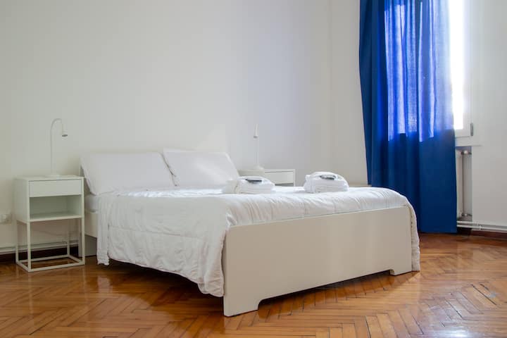 Welc-ōm Umberto Terrace - Padua
