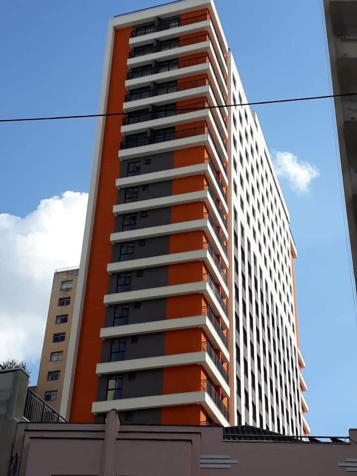 Jrs| All1219- 20 M² Moderno Padrão Hotel No Centro - Curitiba
