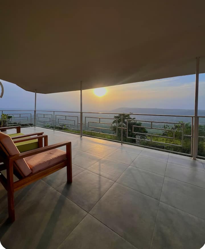 Aburi Sunset And Mountain View
Chalet 1 - Ghana