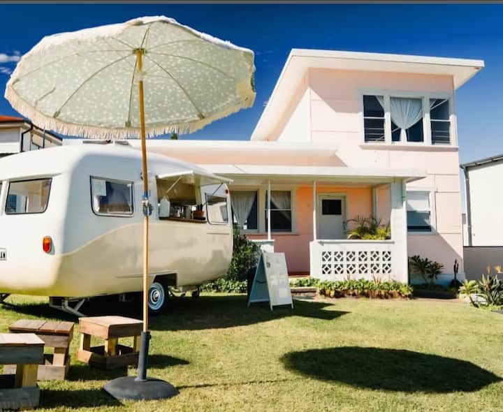 Peach House - Nelson Bay