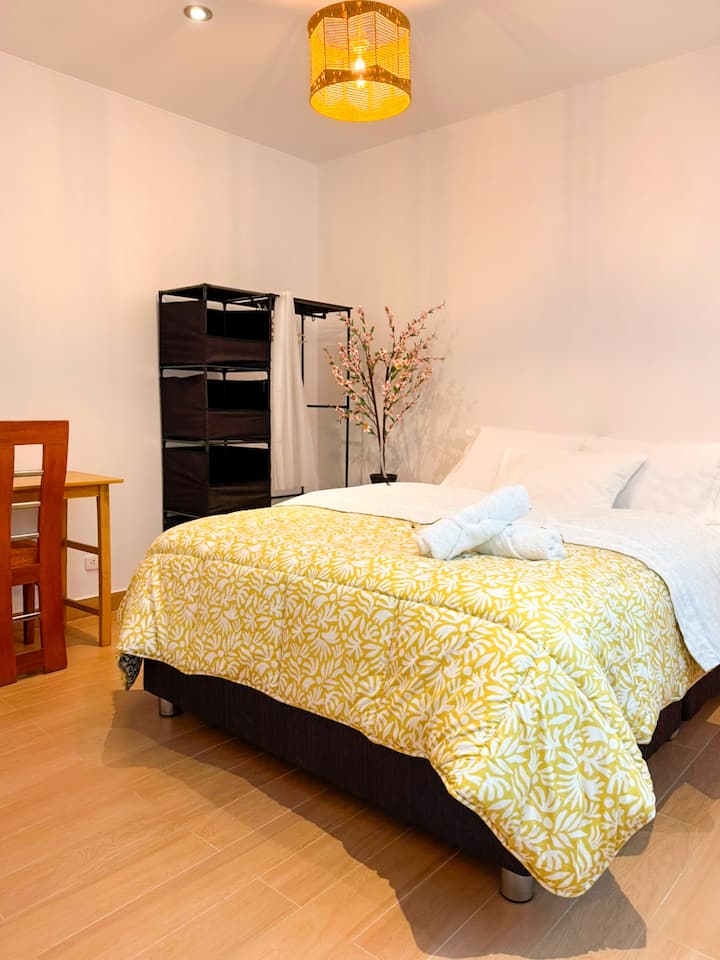 Habitación 8retablos Morado Ii - Ayacucho