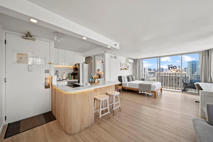 23fl 2bed Ocean/mountain Views 1br Central Waikīkī - Honolulu