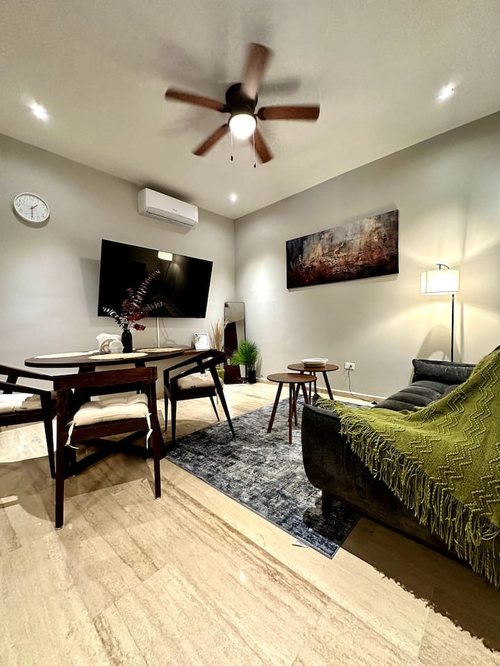 Tuscania Modern Luxe | Temozón Apt. (No Stairs) - Mérida