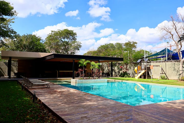 Tuscania Modern Luxe | Temozón Apt. (No Stairs) - Mérida