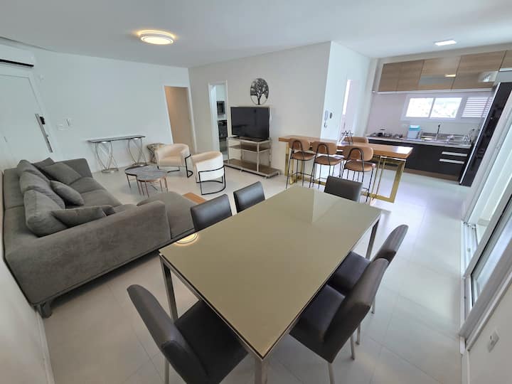 Moderno 3 Suítes, 2 Vagas, 2 Minutos Da Praia - Porto Belo