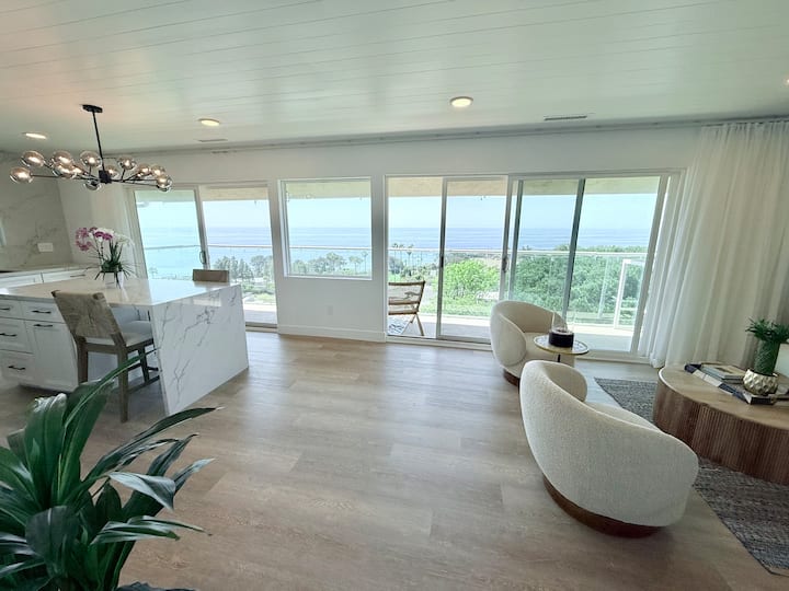Stunning Ocean View, Near Beach & Contemporary! - Laguna Beach, CA