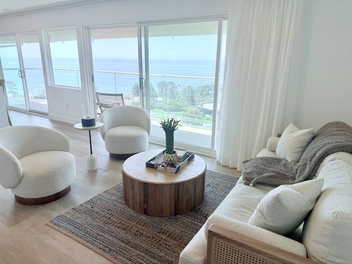 Stunning Ocean View, Near Beach & Contemporary! - Dana Point, CA