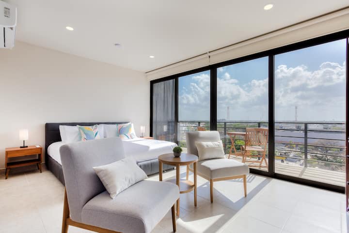 Nader 9 | Cozy Studio + Balcony & Rooftop - Cancún