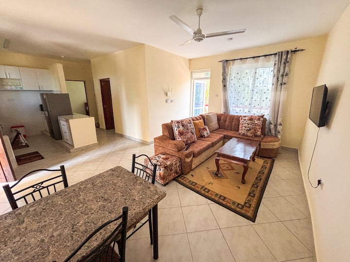 Chill Spot Diani. 2br, Balcony, Walk To Beach - Diani Beach