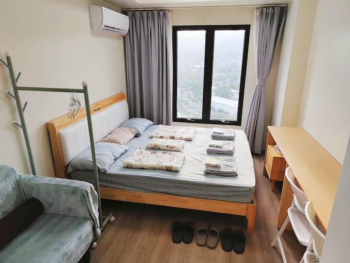 Walking Distance To It Park New Condo Kingsize Bed - Cebu City