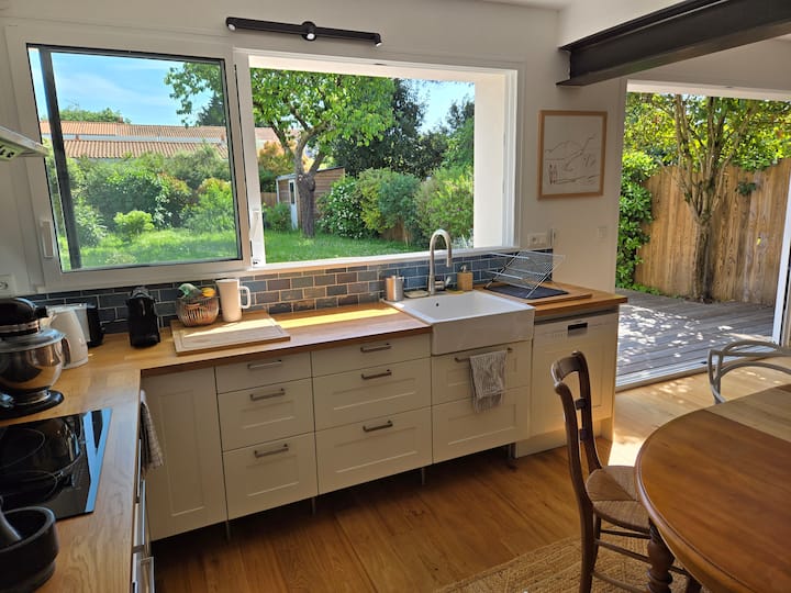 Villa Calme Avec Jardin Proche Centre 6 Personnes - La Rochelle