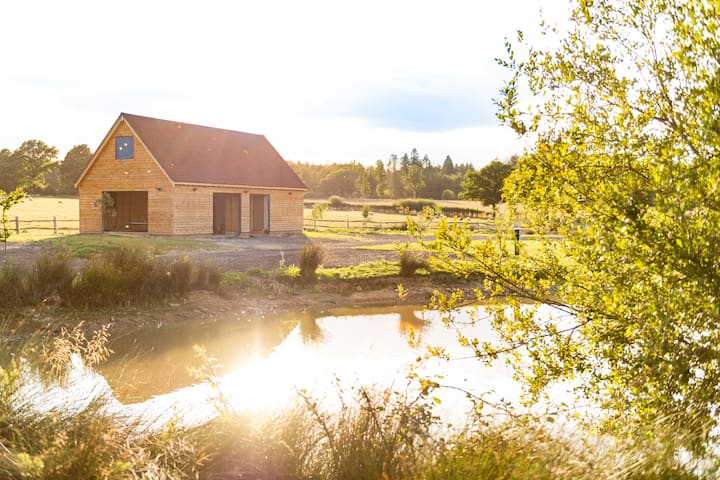 Exclusive Campsite On Fishing Lake - Brighton and Hove