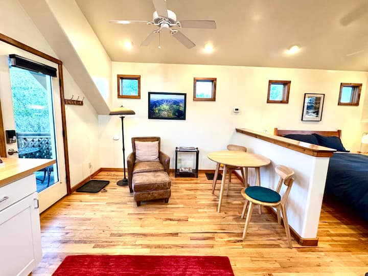 Downtown Private Guest Studio - Mountain View - Northern Arizona University, Flagstaff