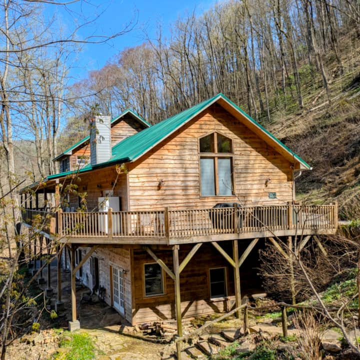 The House Of Joy - Maggie Valley, NC