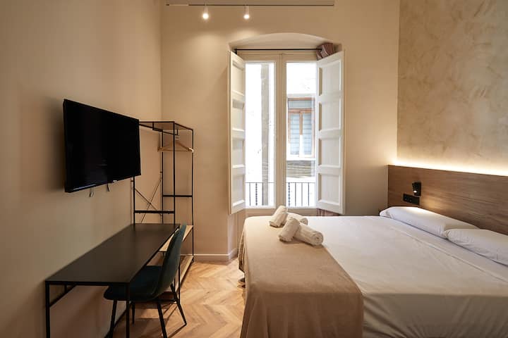 Ella Boqueria Triple Con Baño - 巴塞隆拿