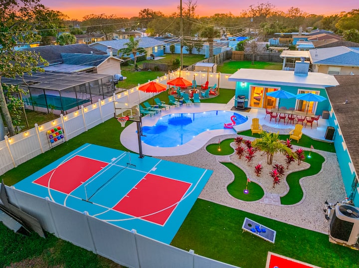Clearwater Dream! Singles Pickleball, Heated Pool - Indian Rocks Beach, FL