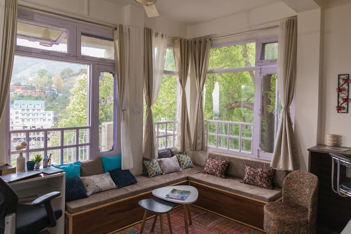 Authentic Himachali Homestay: 3x1bhks + Balcony - Kandaghat